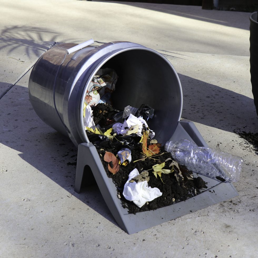 Attachable Dust Pan - Danco